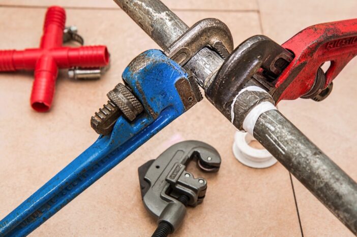 7 DIY Tips for Improving Water Pressure That Plumbers Don't Share ...
